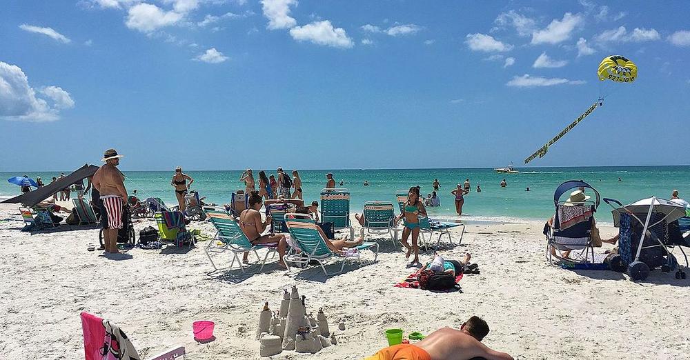 Visitor's Guide to Crescent Beach, Siesta Key - Siesta Key Dreams